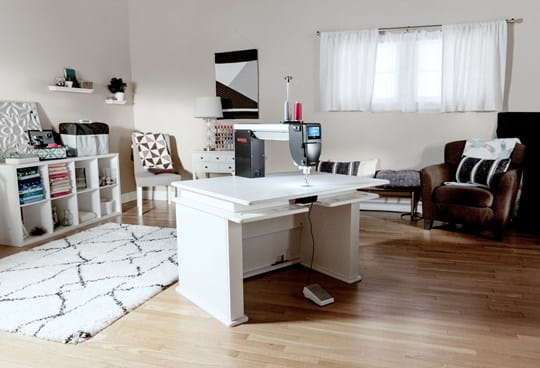 ロングアーム キルティングマシン - BERNINA Q Series Sit Down ロングアーム キルティングマシン - BERNINA Q Series Sit Down